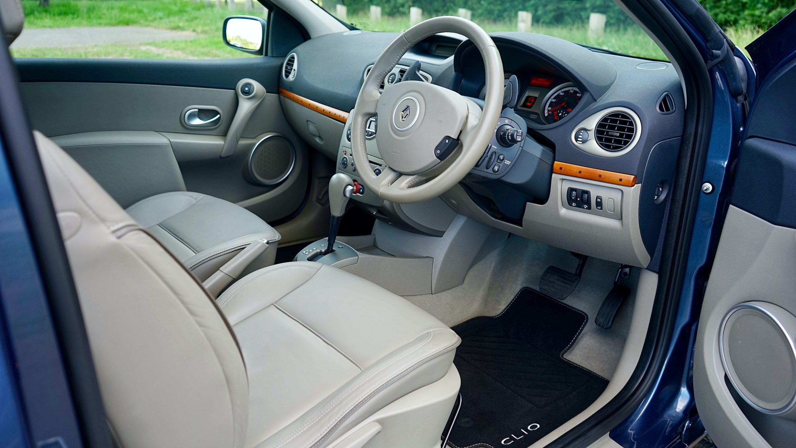 Mandataire auto ou concessionnaire : comment choisir